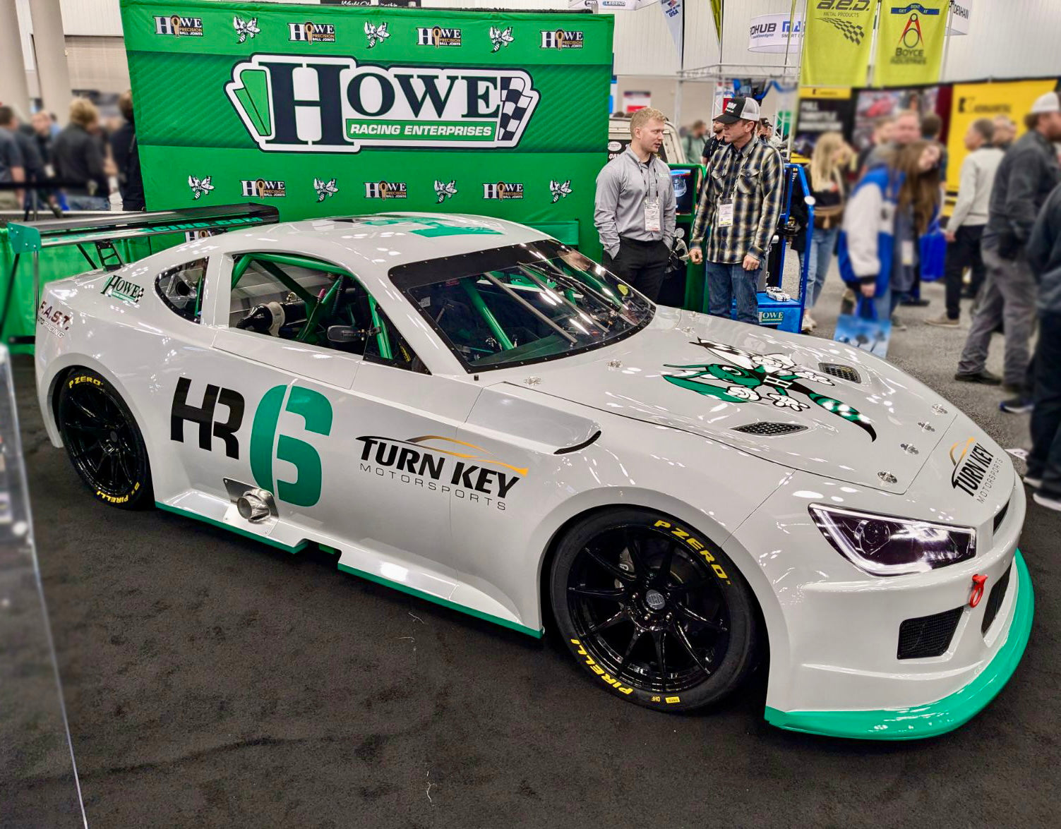 Howe Racing Enterprises Unveils the 2025 HR6 Road Race Car - Howe ...